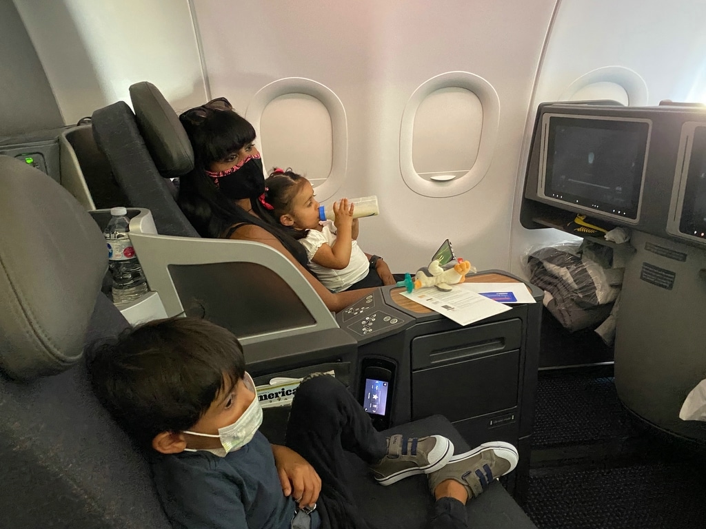 Our First Family Plane Trip EVER - JohnnyJet.com