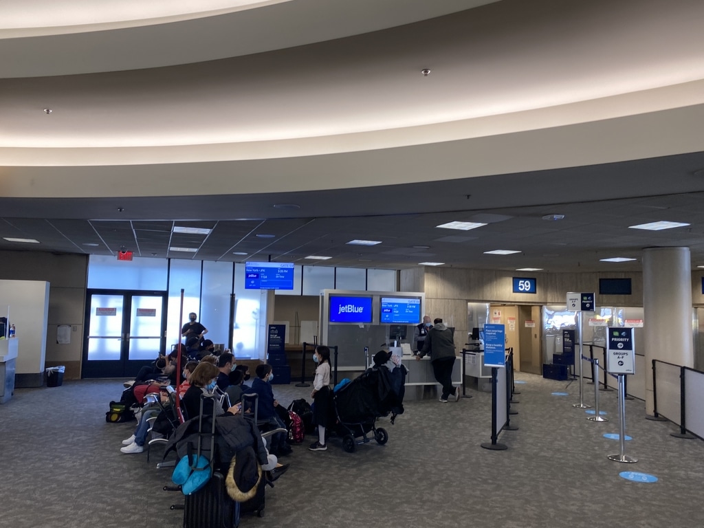 Trip Report: JetBlue Mint LAX-JFK on Thanksgiving Day - JohnnyJet.com